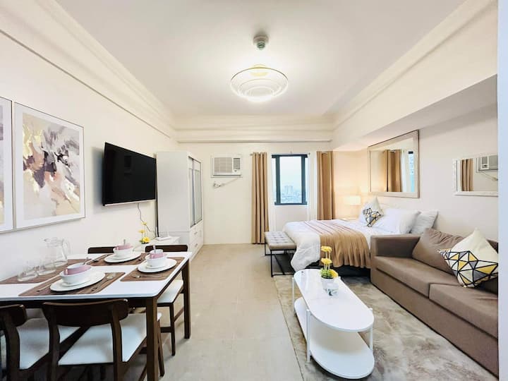 Huge Flat Near It Park W/ Wi-fi - Cebu City