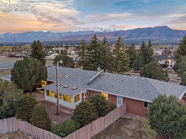 Rancher Off Interquest  (Close To Amphitheater) - Colorado Springs, CO