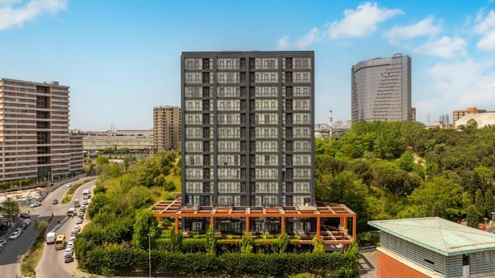 Deluxe Corner Three Bedroom - Cihangir