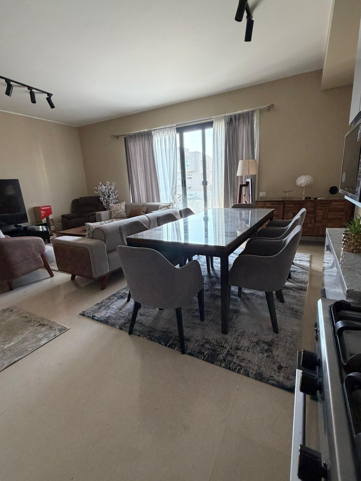 Apartmán Neich vo Villite od spoločnosti SODIC – Byty na prenajímanie v ...
