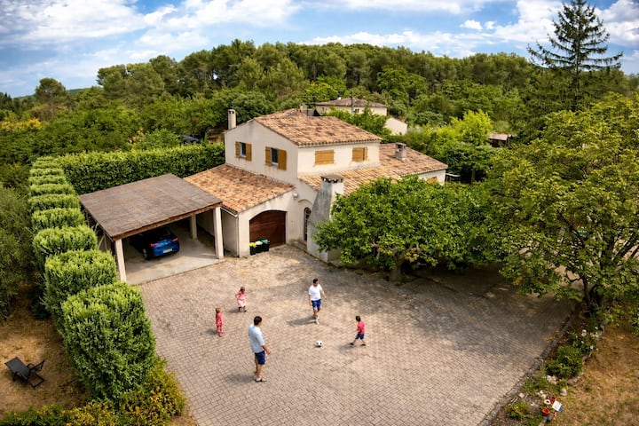 Elegant Villa & Pool – Near Aix-en-provence - Aix-en-Provence