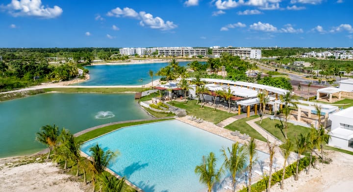 Jacuzzi & Golf View 2br Rooftop Vista Cana - Punta Cana