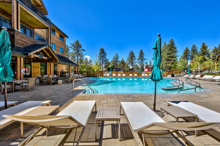 Luxury Zalanta Condo Walk To Heavenly | Zala214 - Hard Rock Hotel & Casino Lake Tahoe