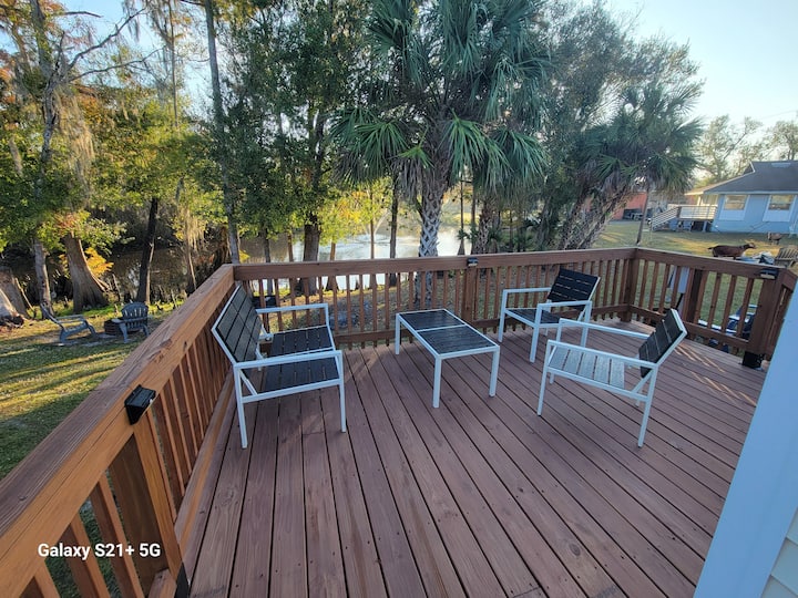 Riverfront Tiny House W/kayaks - Arcadia, FL