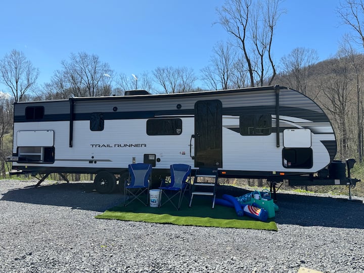 Heartland Bunkhouse - Summersville, WV