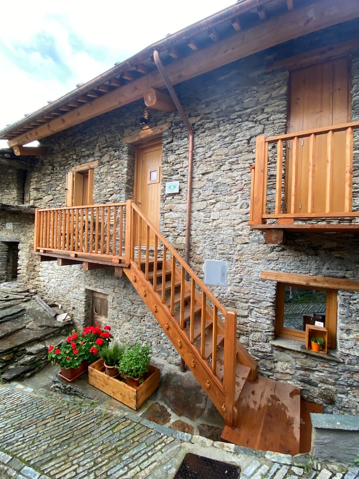 Baita Ghitin - Casa Vacanze - Crissolo