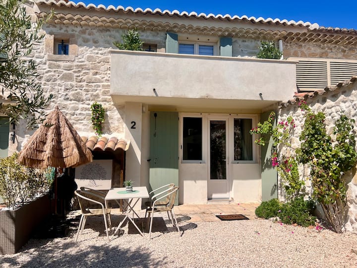 Belle Maison T2 Balcon, Au Centre : La Bohème 2 - Mouriès