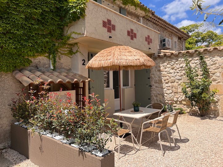 La Bohème 2 : Belle Maison T2 Balcon, Au Centre - Maussane-les-Alpilles