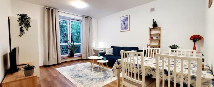 Ciche 2 Pokojowe Mieszkanie - Stary Mokotów - Warsaw