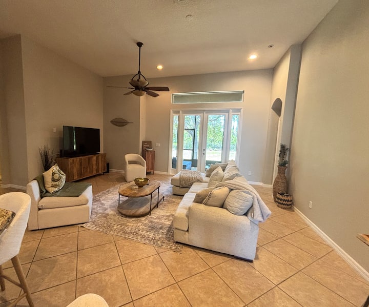 Cozy Home Near Disney With A King Size Bed - Ocoee, FL