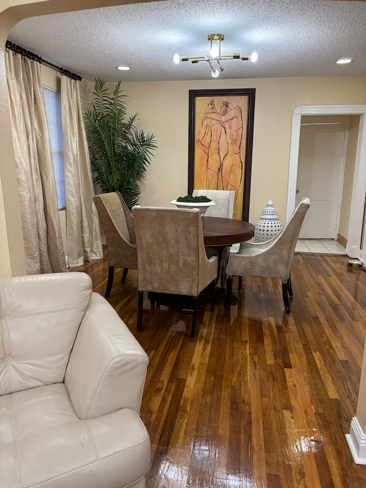 Home In New Orleans - New Orleans, LA