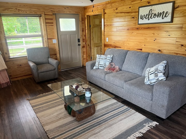 Sowell’s Cozy Cottage - Milton, FL