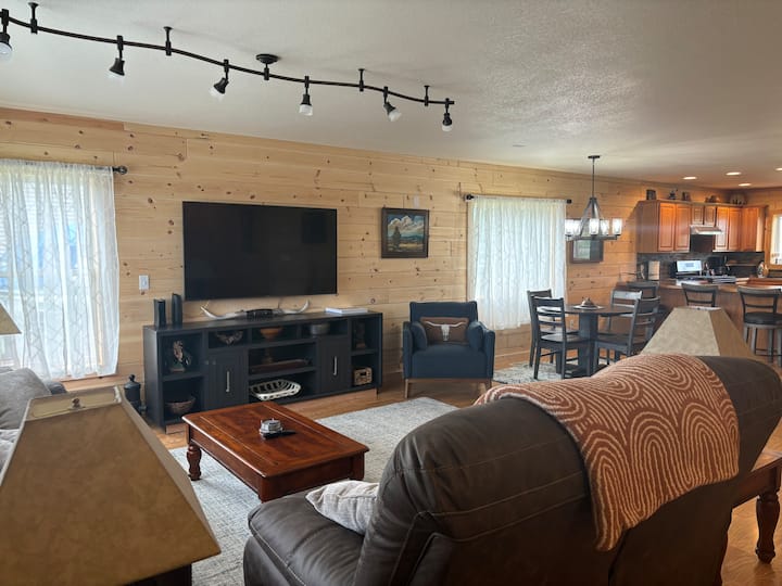 Cozy Kalispell Home - Kalispell, MT