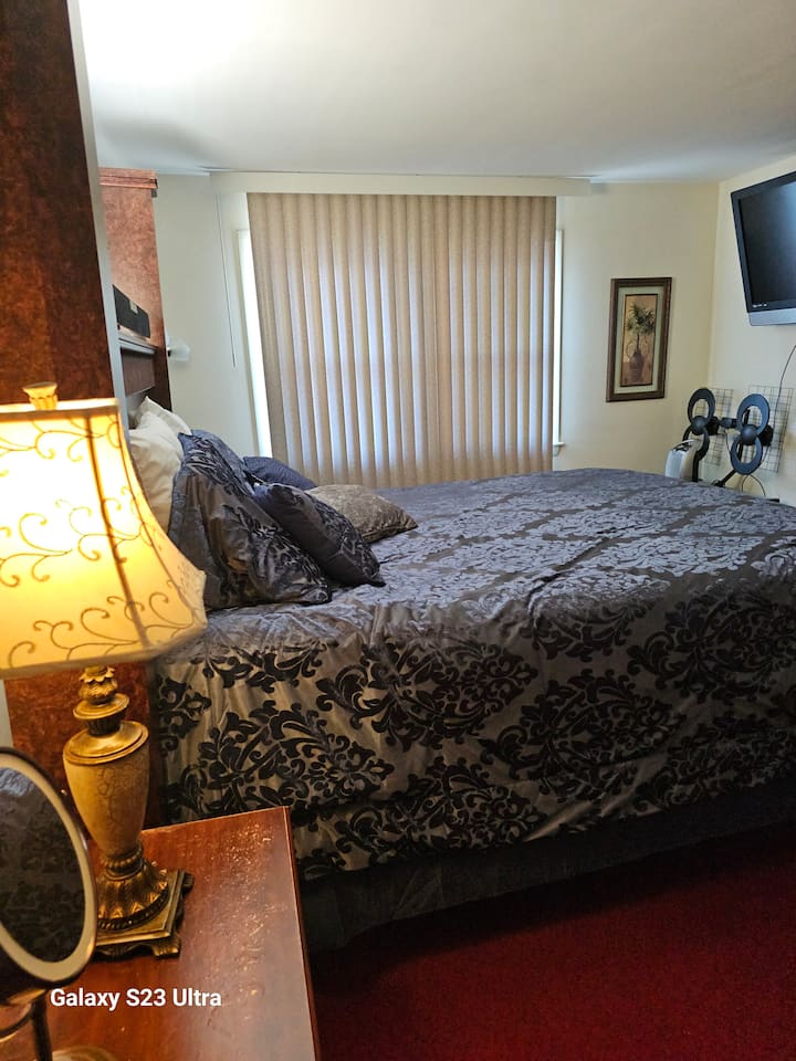 Jorgeshome - Lowell, MA