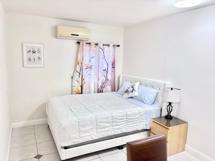 Garden Guesthouse In West Covina - West Covina, CA