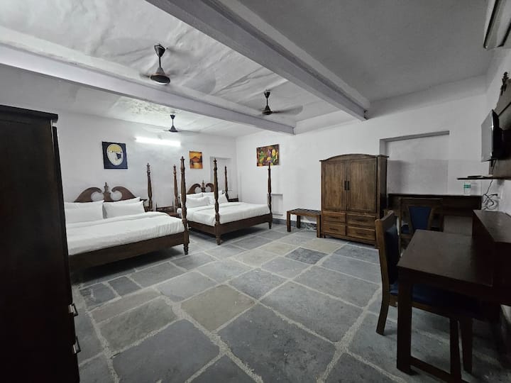 Prem Niwas A Heritage Hotel & Homestay - Udaipur