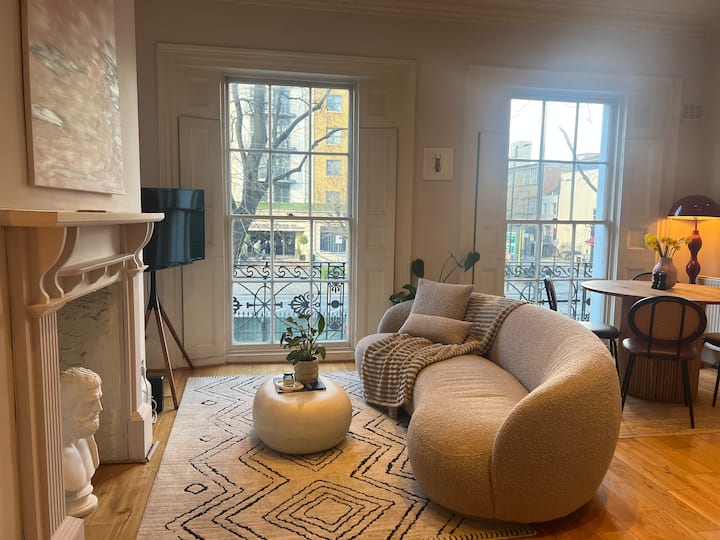 1 Bedroom Apartment In Angel - The Angel - London