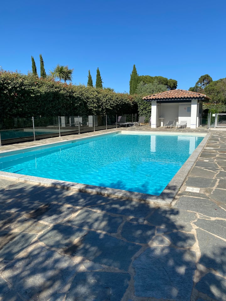 Appartement Jardin Et Piscine - Les Issambres