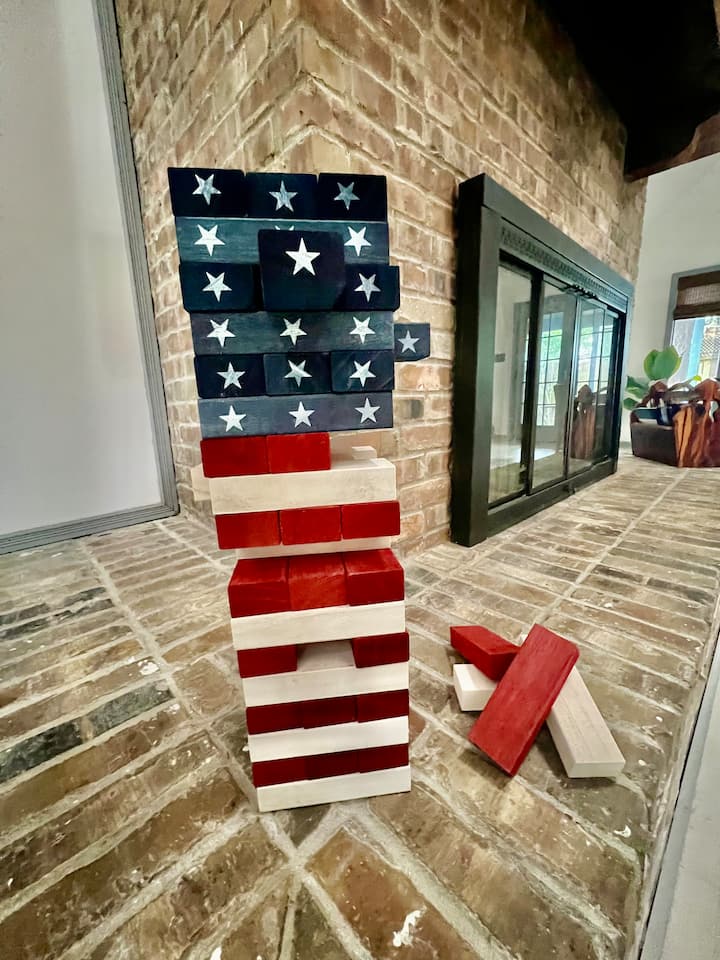 Avery’s Loft - By Casino's, Plants, I-10 & 2-10 - Lake Charles, LA