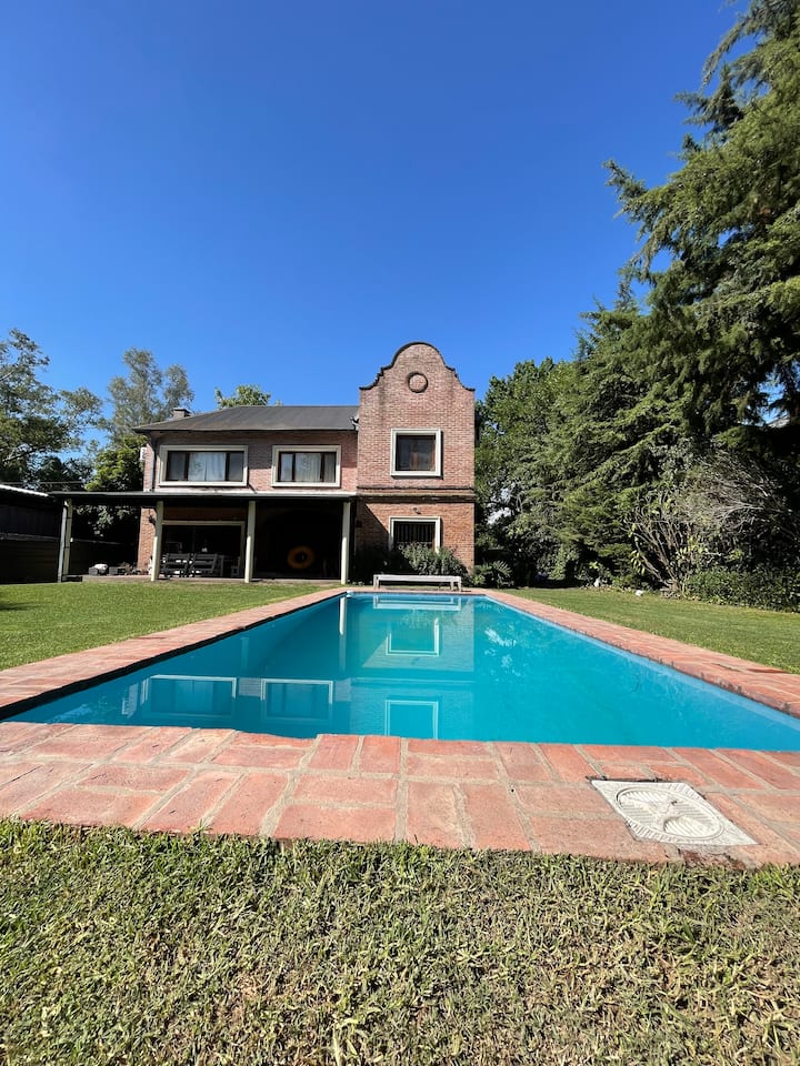 Casa En Bella Vista - Bella Vista