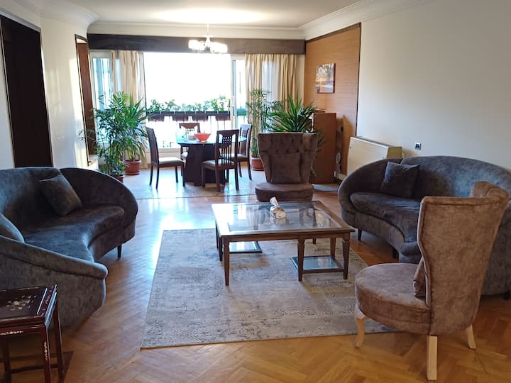 Sky Nile, Luxurious Zamalek Apt. - Cairo