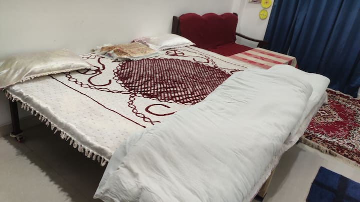 10000 /Room - Prayagraj