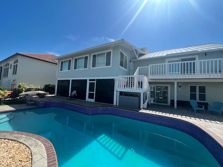 Coastal Waterfront Beach House - Fort Myers Beach, FL