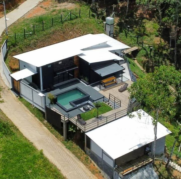 Altos Del Silencio - San Rafael, Colombia