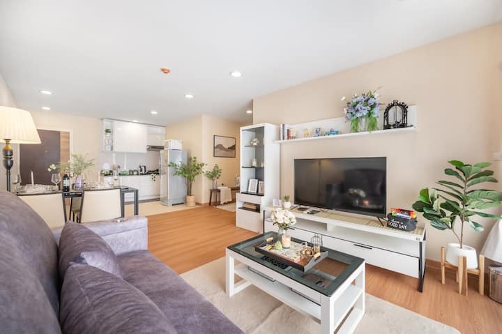 Spacious, Modern Room @Bts Ploenchit-chidlom-siam - Bangkok