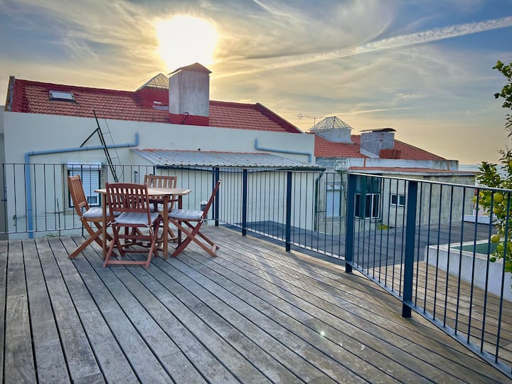 Appartement Unique Avec Rooftop Et Vue Sur L'océan - Lissabon