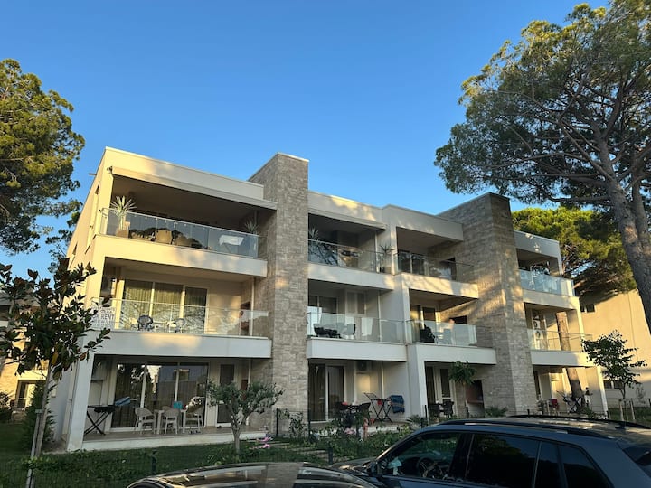 Apartment In Gjiri I Lalzit - Mühlhausen/Thüringen