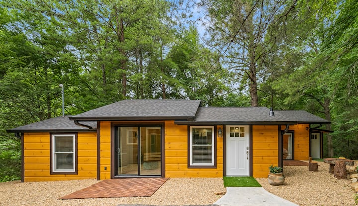 Hickory Hideaway Dollywood / Island / Leconte - Pigeon Forge, TN