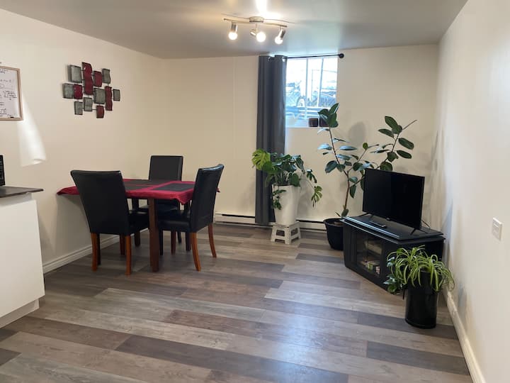 Chambre Adorable Pour Travailleur/étudiant 31jour+ - Saguenay