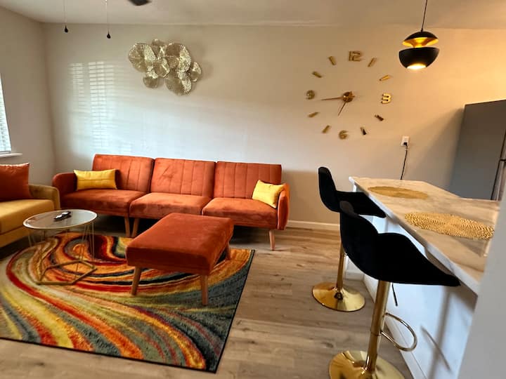 Colorful Storey - Midland, TX