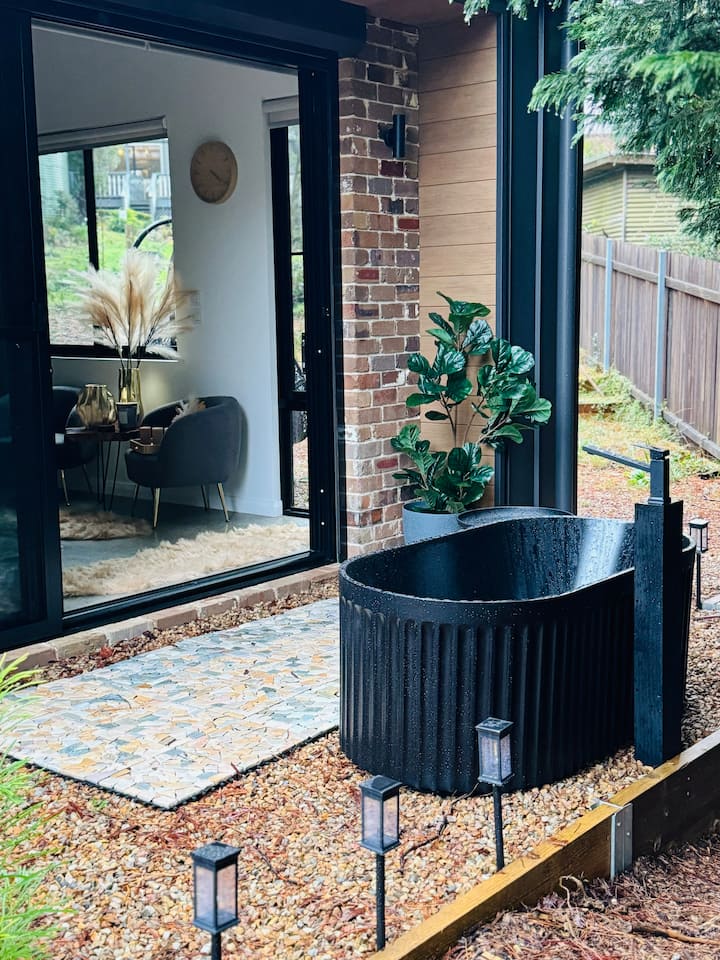 Pine Echo Retreat With Outdoor Bathtub - Blue Mountains
