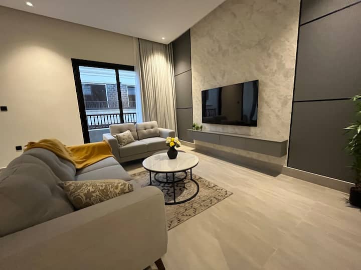 Luxury Compound Apartment In Alyasmin With Balcony - Riyadh