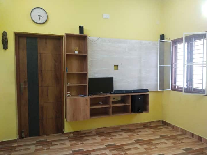 Vacation Home- Compact Home For 2 - Madurai