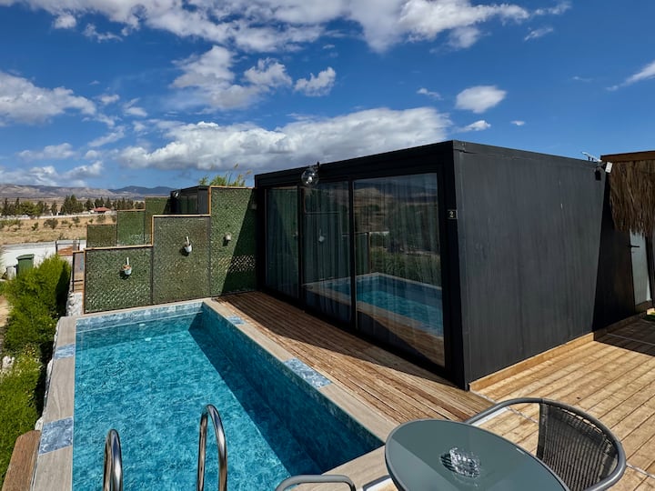 Majestic Home With Private Pool - Northern Cyprus