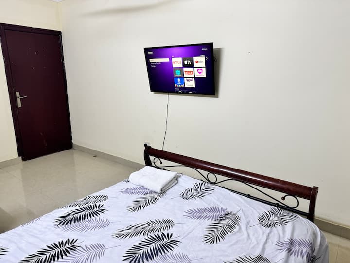 Adliya Budget Room - Bahrain