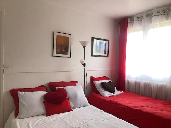 25 Mn De Disneyland Paris 15 Mn De Paris By Train - Chelles