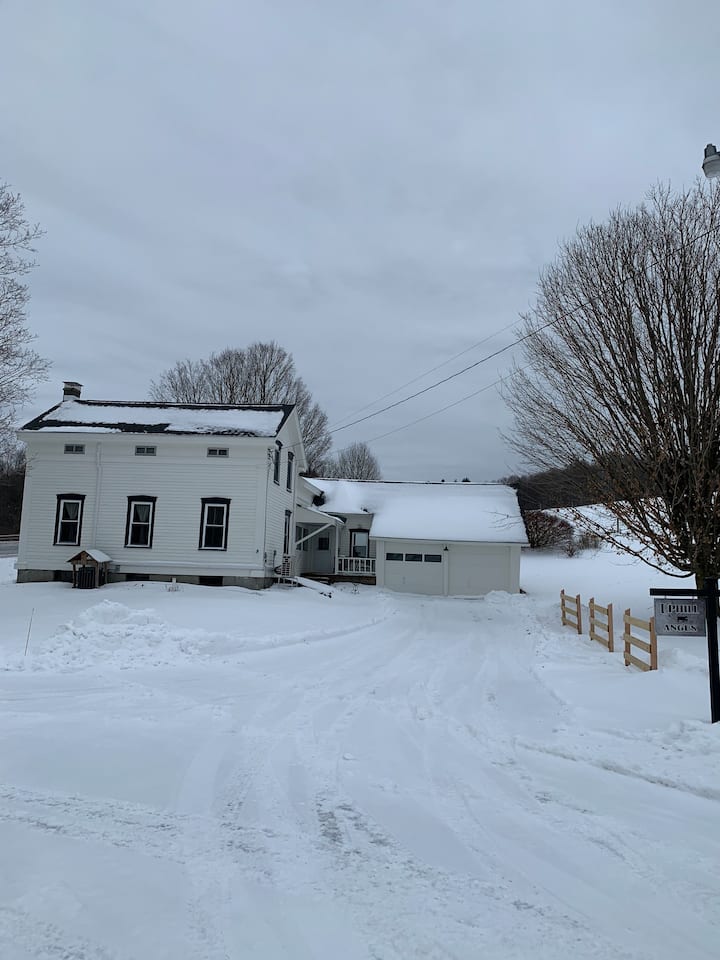 Uphill Farmhouse - SUNY Cortland