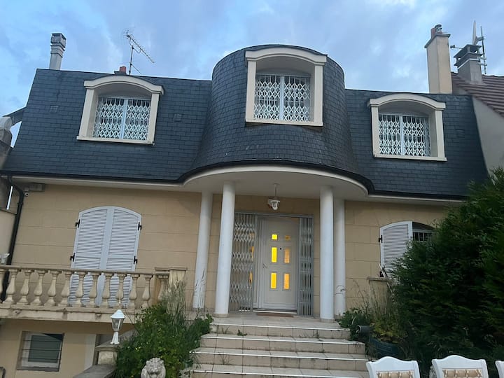 Maison Mansardée Terrasse Jardin - 뜨헝블레 엉 프헝쓰