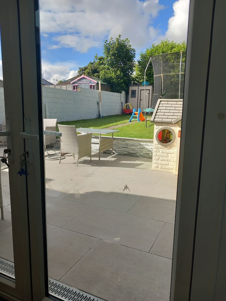 Family Home In Dublin 9!aug 1-7th - Dublino