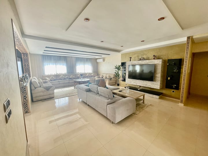 Spacieux Appartement Au Centre - Rabat