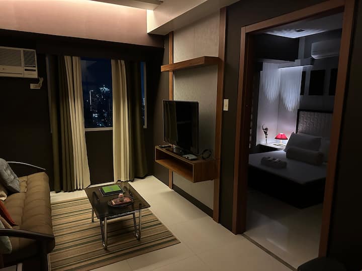 The Only Double Unit Condo @ Sun Residences Qc - Manille