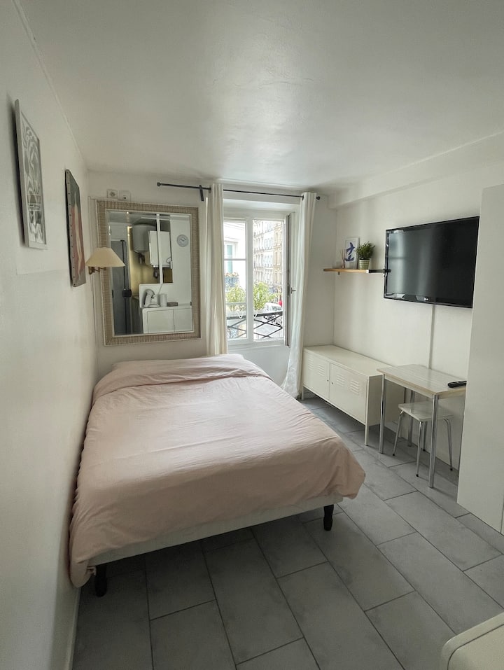 Petit Studio à Montmartre - Paris