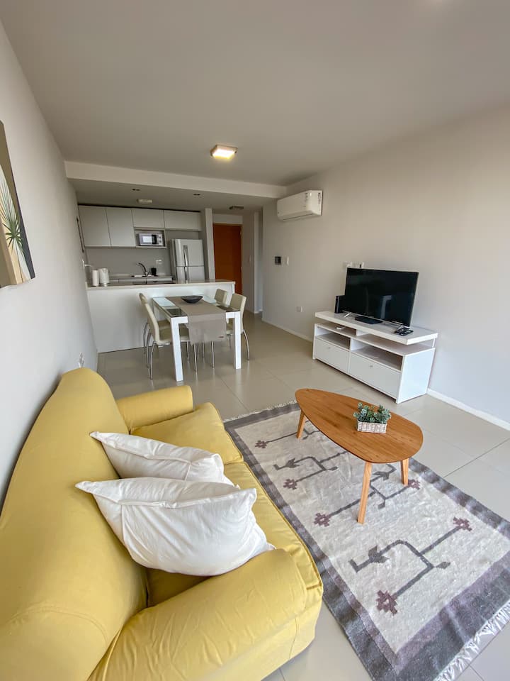 Exclusivo Frente A La Laguna, Cochera Y Piscina - Santa Fe