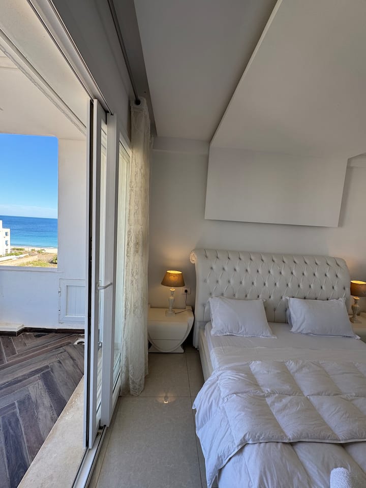 Maison Costa – Détente En Bord De Mer Avec Piscine - Tunisia