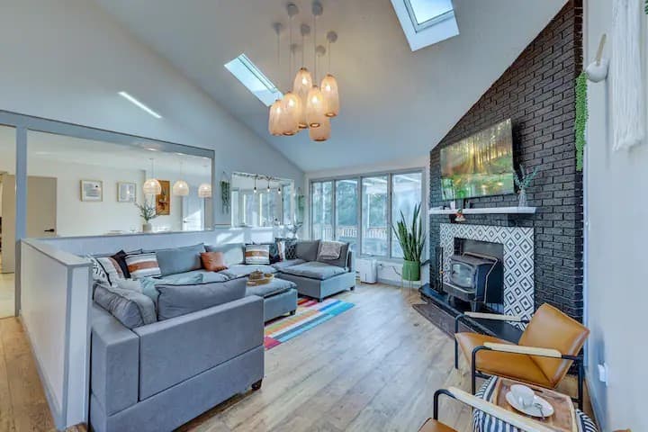 Hot Tub/game Room/fire Pit/ Blue Butterfly - Kalahari Indoor Waterpark, Pocono Manor