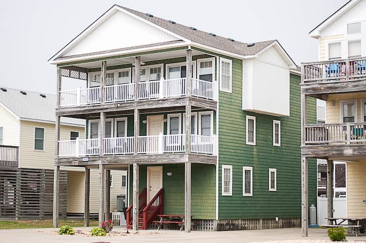 Haven House-heated Pool, Spa, Views, 1 Blk To Sea - Kill Devil Hills, NC